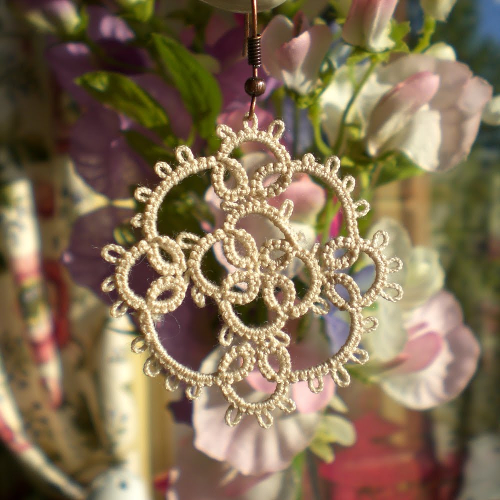 Decoromana: New motif