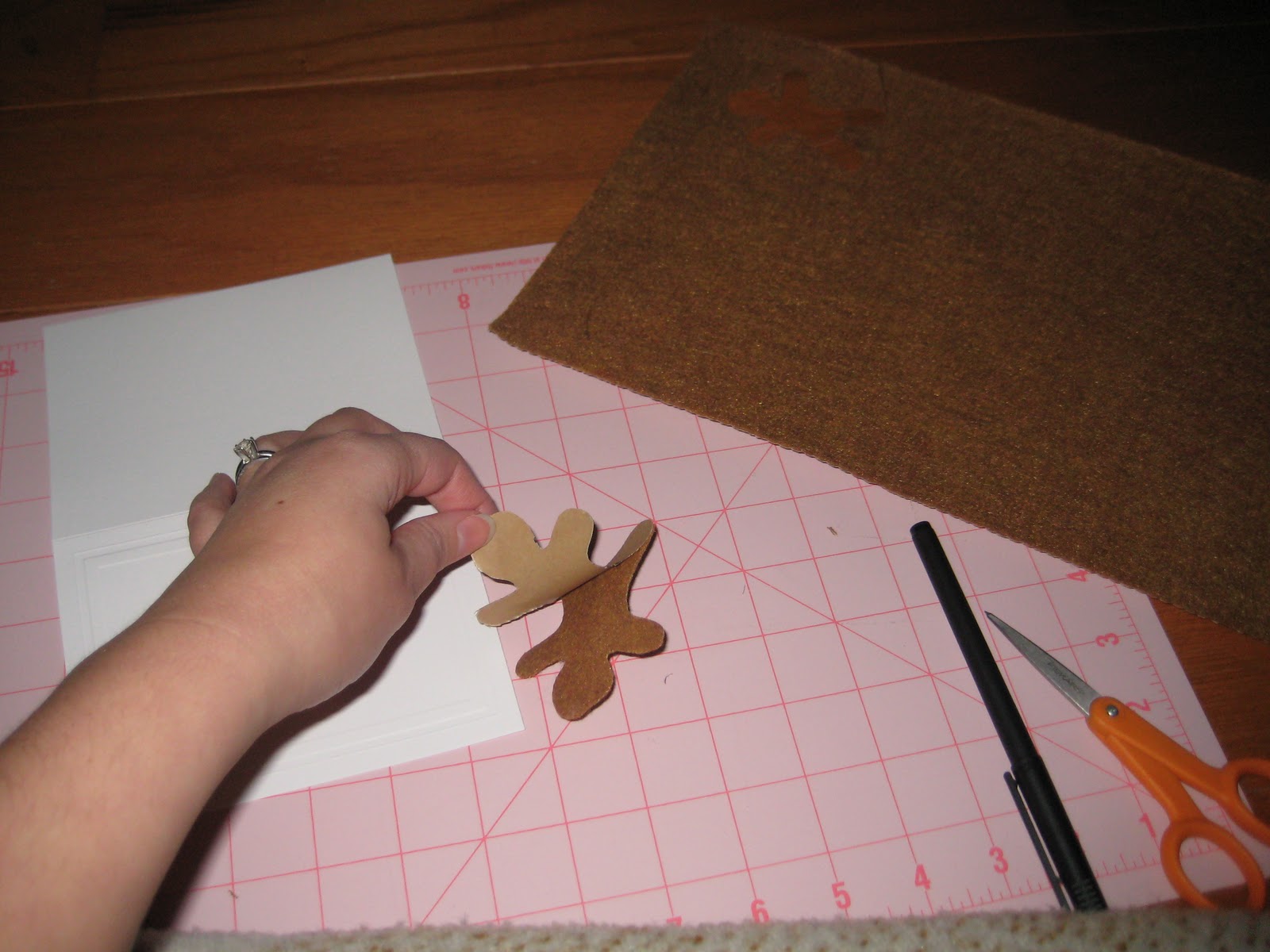 {change of venue}: DIY: Gingerbread Man Holiday Card