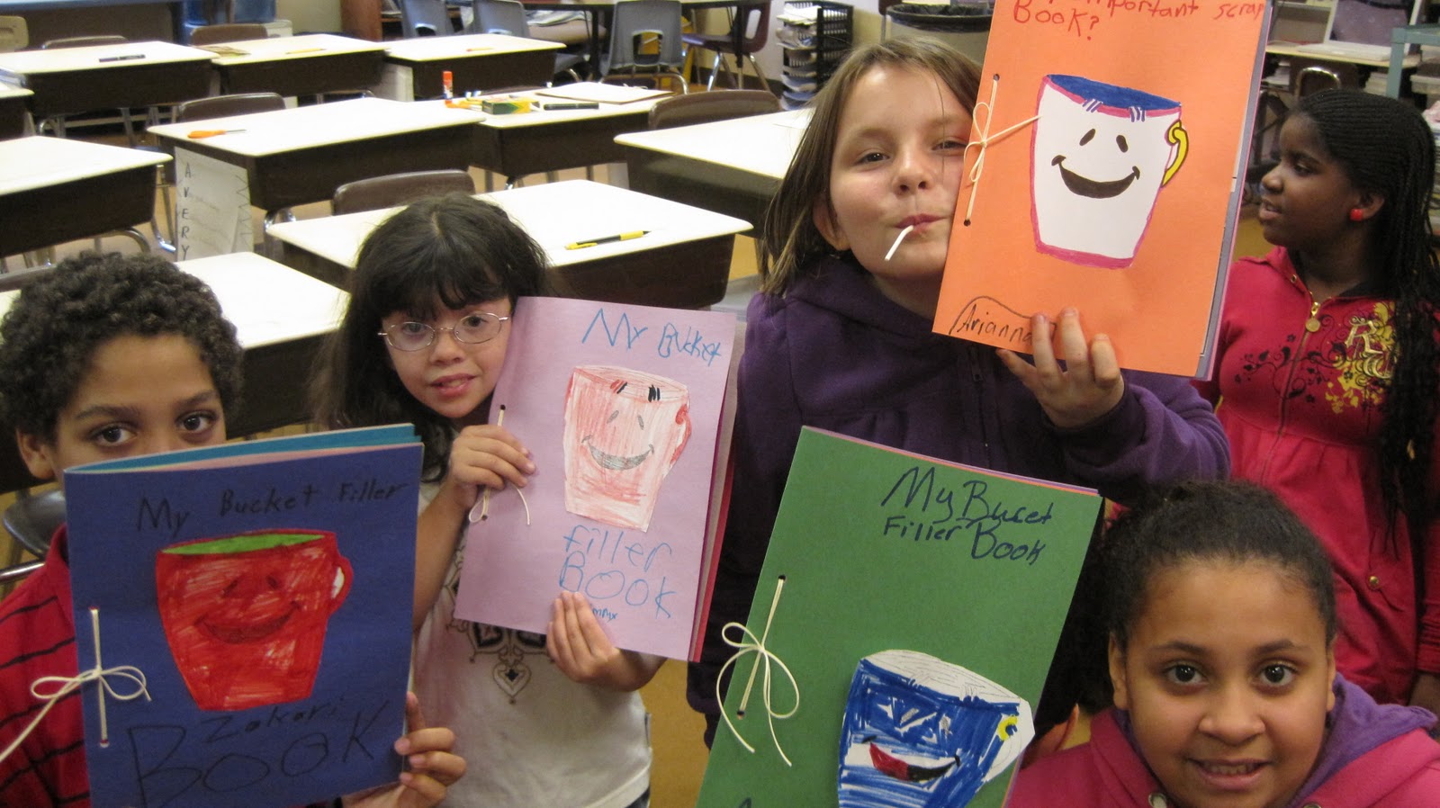 Room 229 - 4th Grade BLOG: 4th Graders are Bucket Fillers!