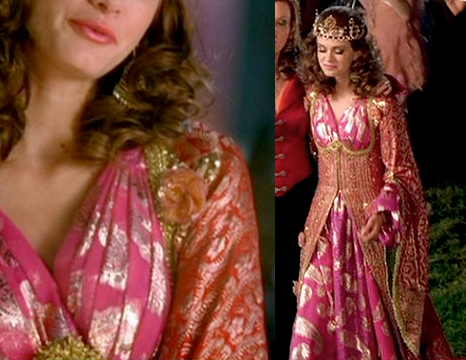 Daily Inspiration: Return to Halloweentown | Closet Fashionista