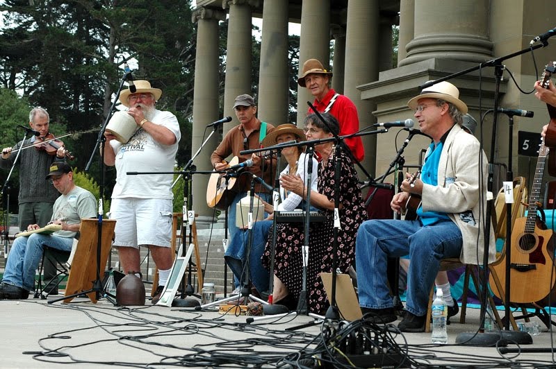 San Francisco Public Library Art, Music and Recreation Center ...