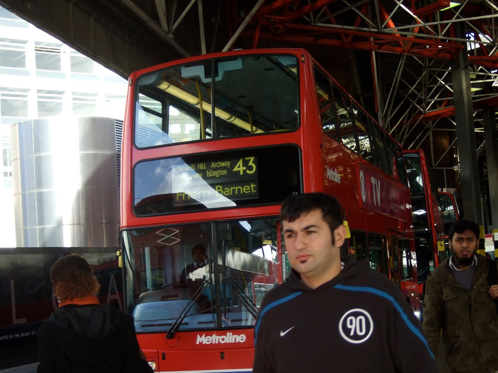 London buses one bus at a time: the return: The Number 43 Route