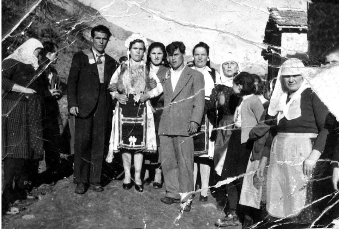 kparlapani: ΜΑΚΕΔΟΝΙΚΗ ΠΑΡΑΔΟΣΗ. Γαμήλια Έθιμα στο Κρατερό