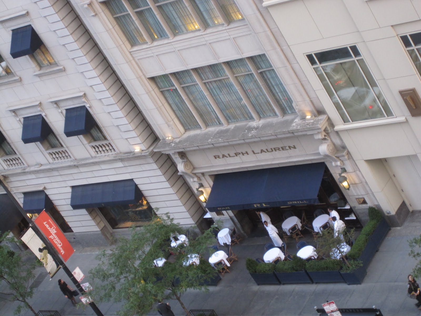 Joe Ruggiero Designer/ HGTV Host: Ralph Lauren Chicago Showcase