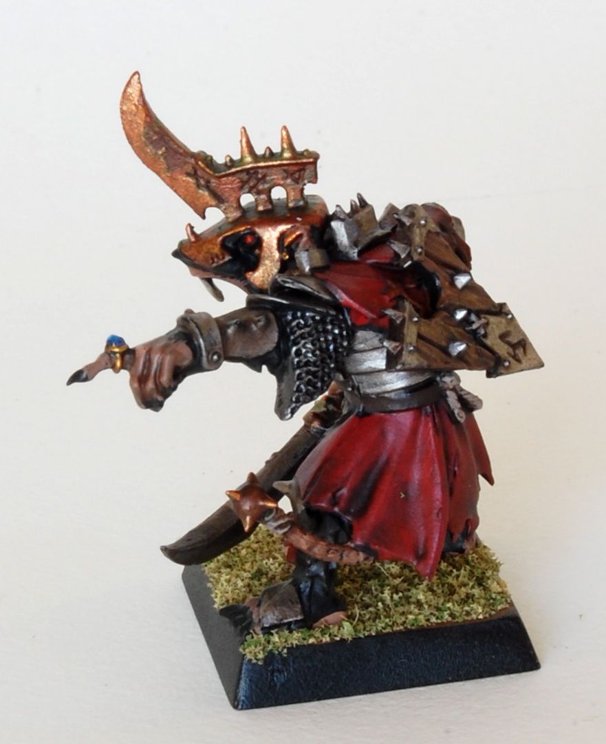 Awakening Ynnead: Stormvermin with Converted Standard Bearer