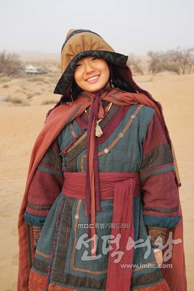 junghyejiwon: An ordinary young Deokman turns the Queen of Silla ...