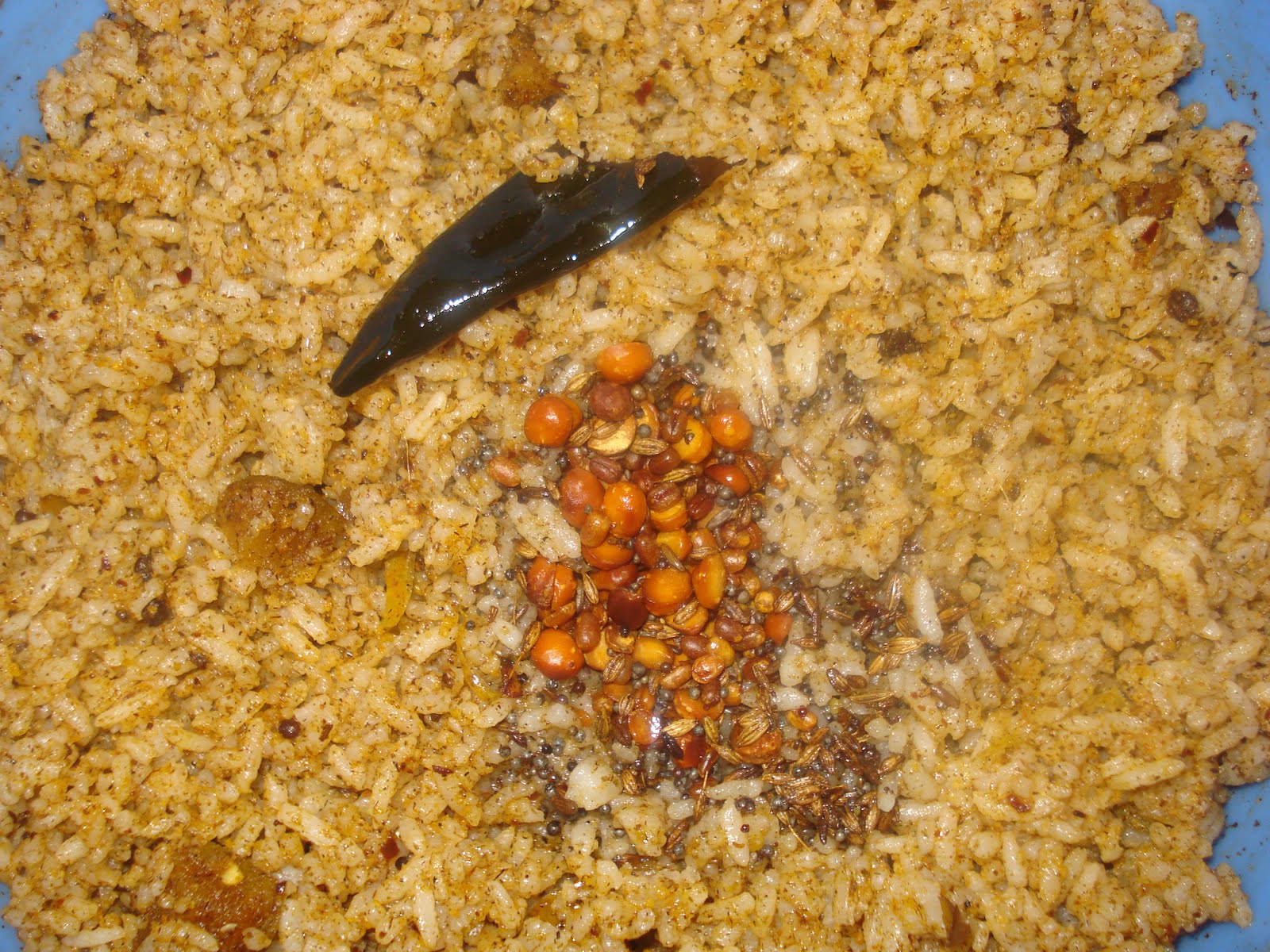 CHINTAKUPODI ANNAM (TAMARIND LEAVES POWDER RICE) - Prathi's Cuisine