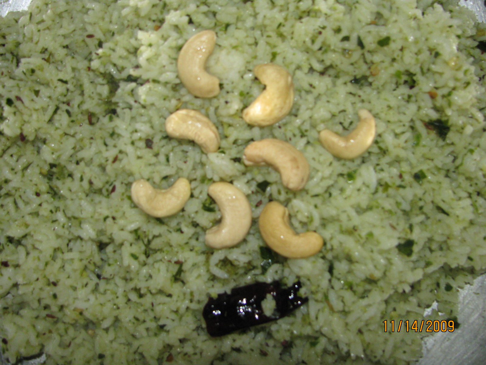 KARIVEPAKU ANNAM (CURRY LEAVES RICE) - Prathi's Cuisine