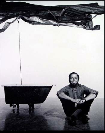 ekkoart blogspot.com: 「大胆に、自由に」「底ぬけの明るさ」「スカッとかっこいい！」ラウシェンバーグ！