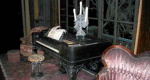 Welcome To Queenie's Paranormal Playhouse!: "The Haunted Piano"