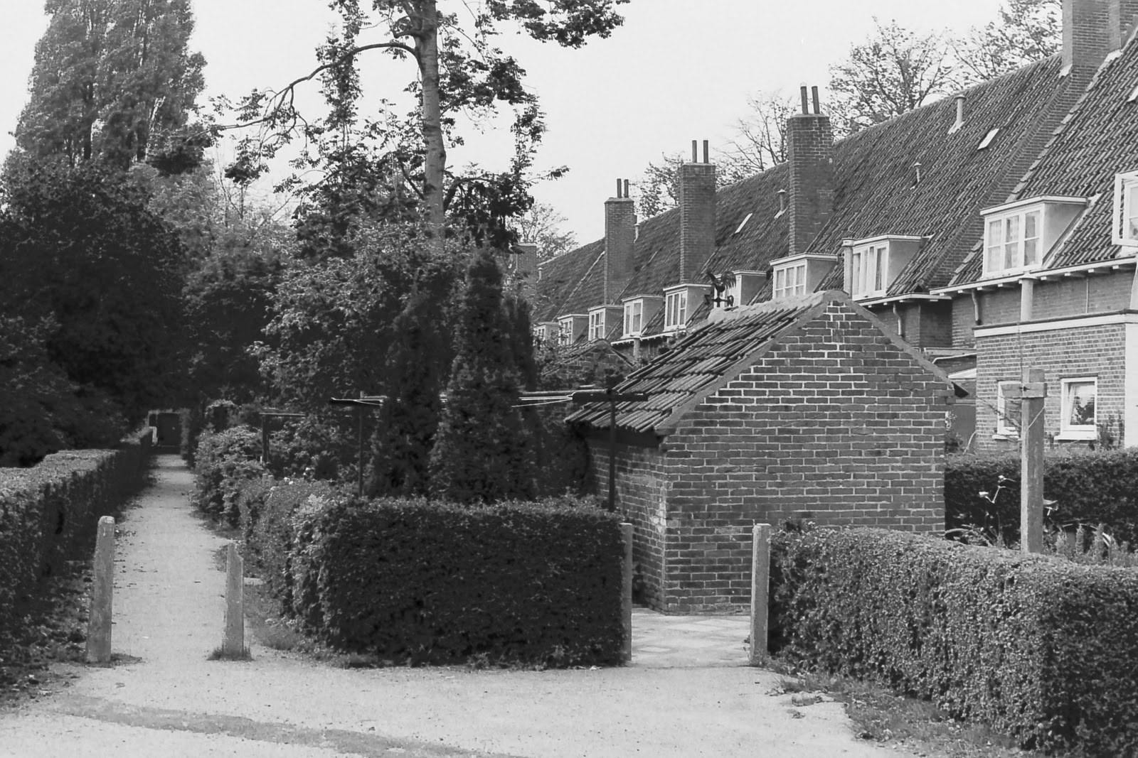 Rotterdam Destijds: Vreewijk en oude sporen in Lombardijen