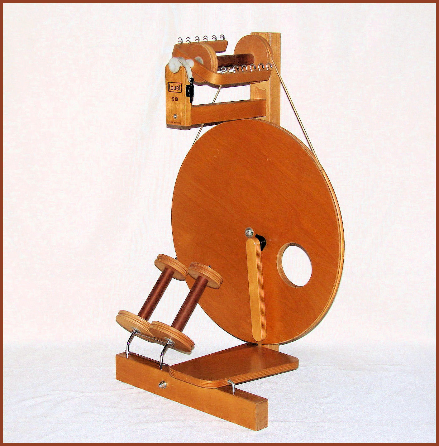 Dutch-Addict voor spinnewielen en weefgetouwen: Louët S10 in bijna ...