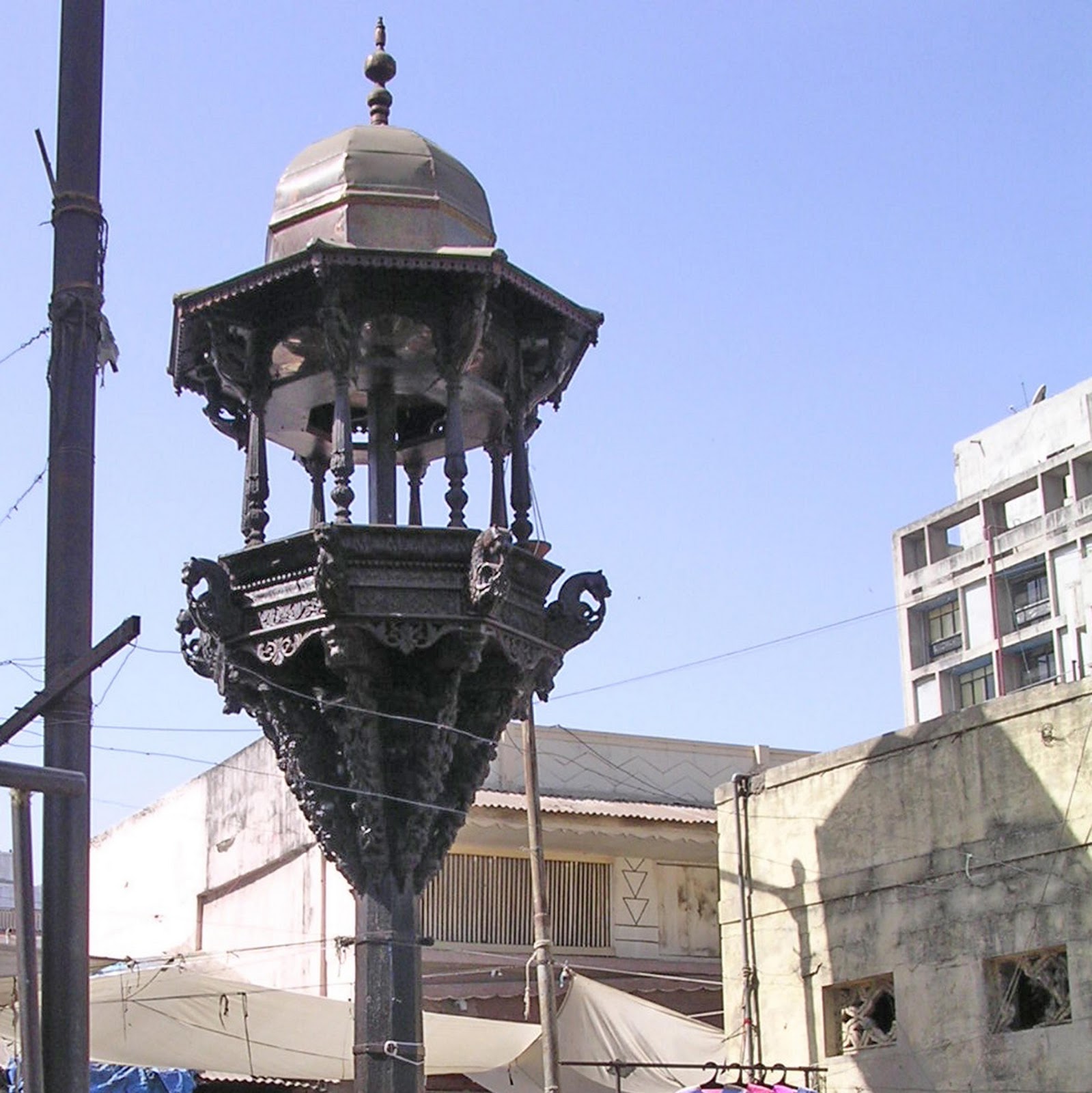 Ahmedabad Heritage Festival: Bird Feeder