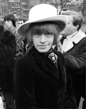 Things that CREEP you out - Rickresource Rickenbacker Forum