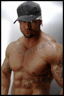 Handsome Bodybuilder Matt Drag | Model Galleries