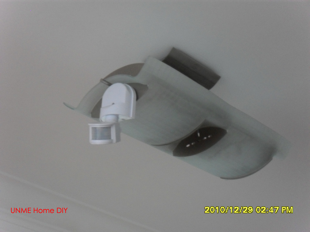 UnME HOME-UPKEEP DIY: Motion Sensor Light