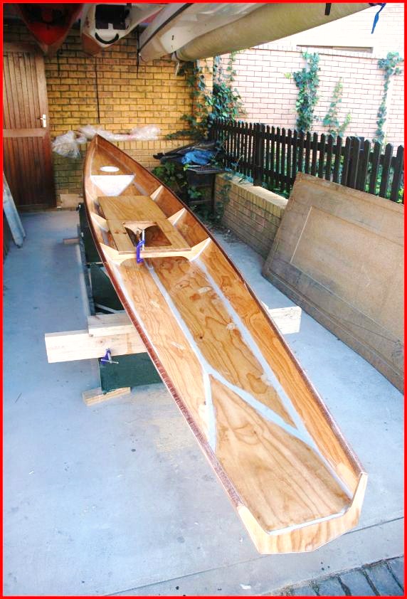 CKD Boats - Roy Mc Bride: Building the Bombaloza scull boat number one.