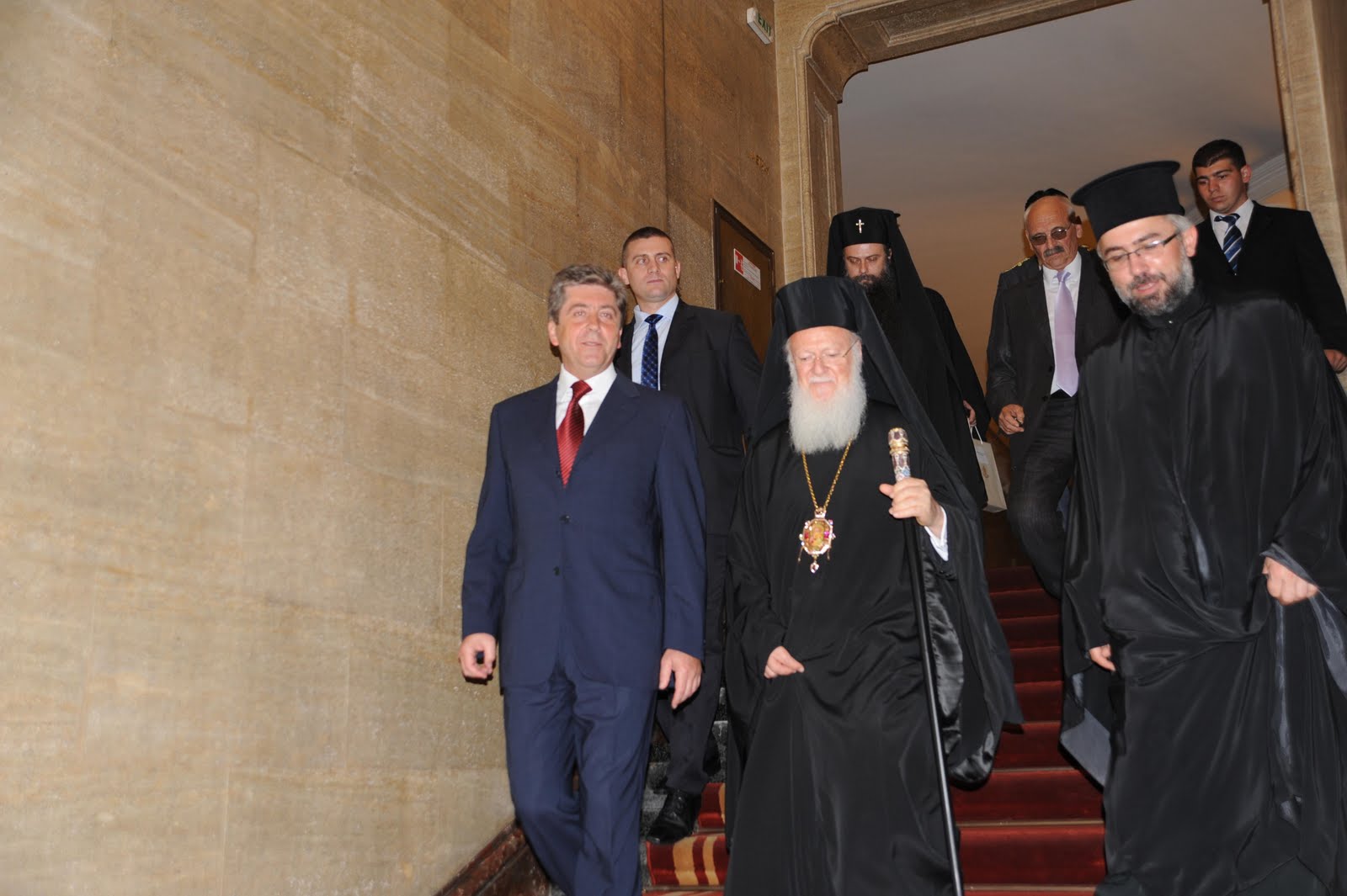 ΦΩΣ ΦΑΝΑΡΙΟΥ: Ο ΠΡΟΕΔΡΟΣ ΤΗΣ ΒΟΥΛΓΑΡΙΑΣ ΣΤΗΡΙΖΕΙ ΤΟΝ ΟΙΚΟΥΜΕΝΙΚΟ ΠΑΤΡΙΑΡΧΗ