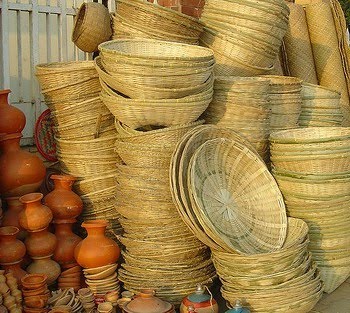 RAINBOW - The Colours of India: Images of Bengal...Art,Handicrafts and ...