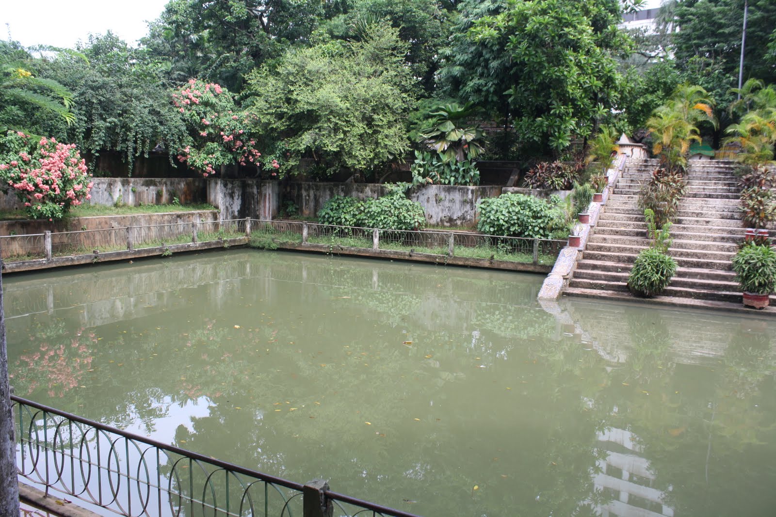 banglacissi: Balda Garden, Dhaka