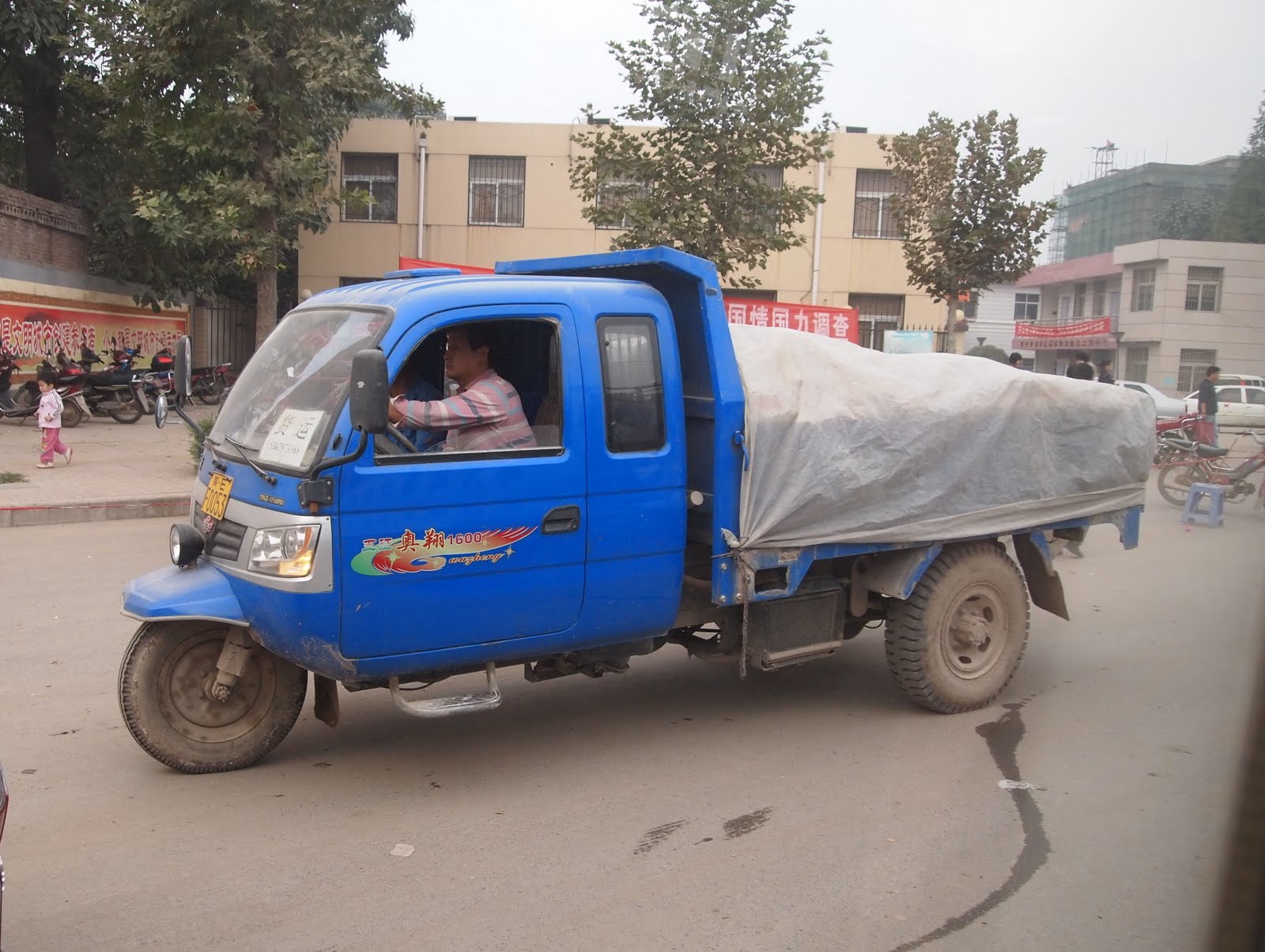 Heinkel Scooter Project: Chinese Three Wheeled Trucks and Commercials