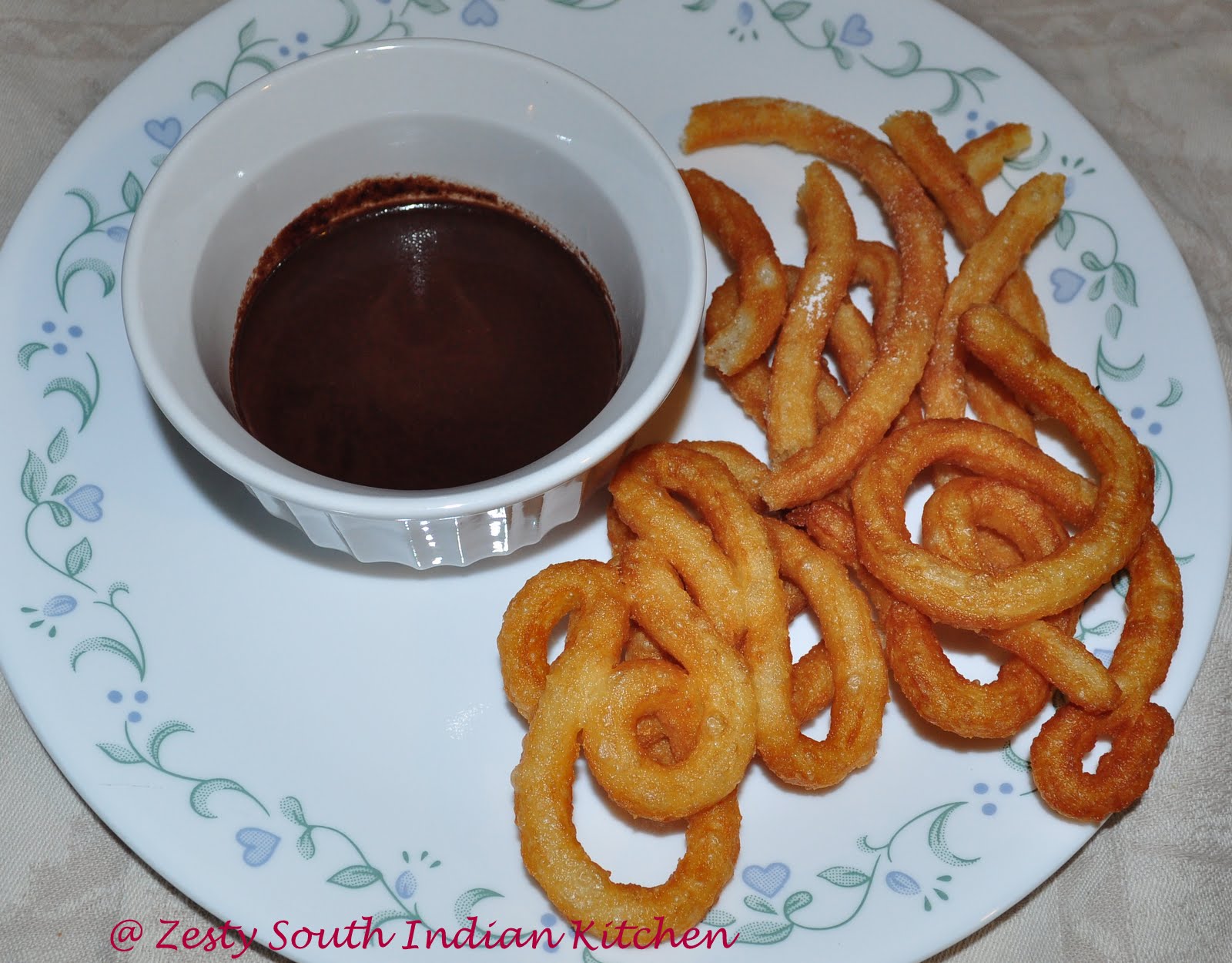 Churros con chocolate / Churros and Chocolate Sauce - Zesty South ...