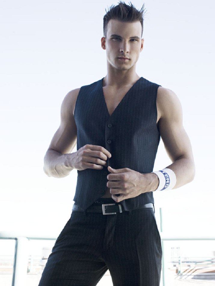 Favorite Hunks & Other Things: Pic Series Of The Day: Colin Lee by Rick Day