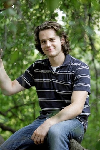 Favorite Hunks & Other Things: And...Just Because: Jonathan Groff