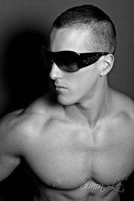 Favorite Hunks & Other Things: Pic Series of the Day: Tim Perry by Simon Le