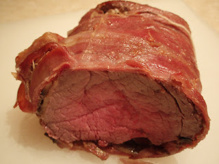 Munch+Nibble: Jamie Oliver and Prosciutto-Wrapped Beef Fillet