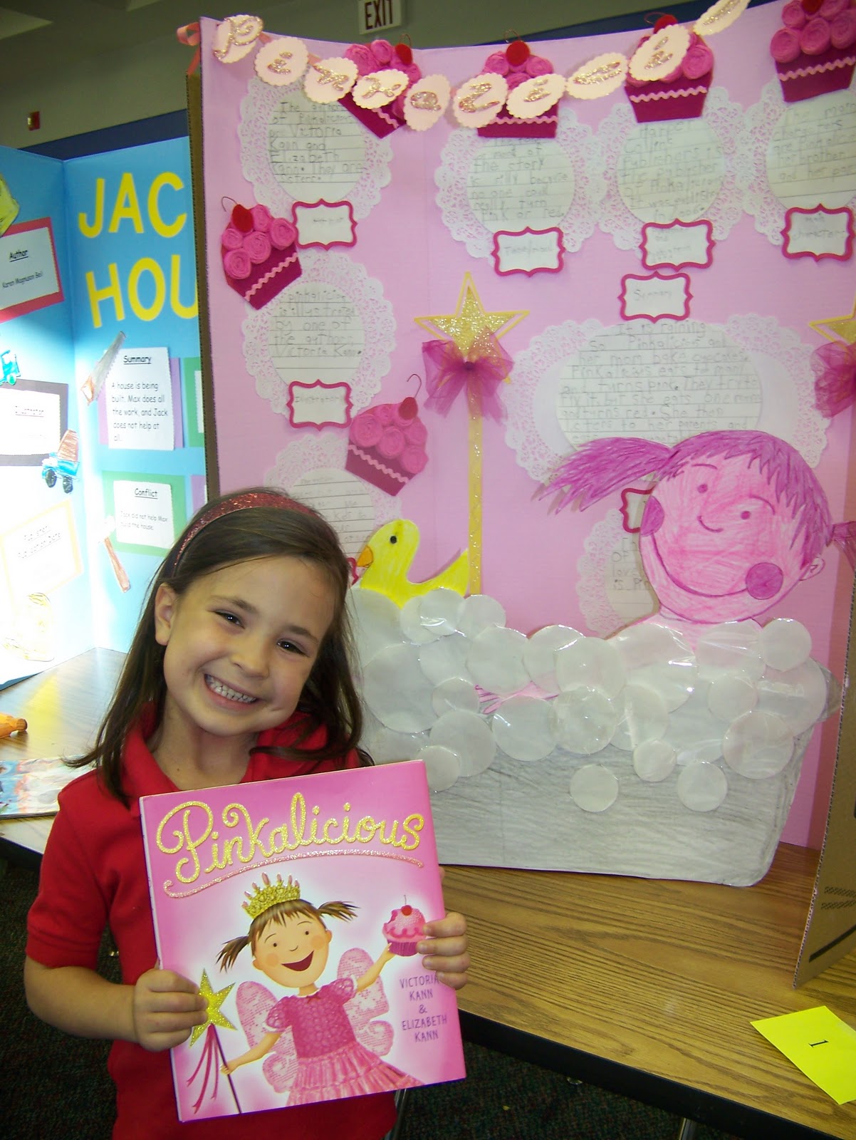 Lee, Me, and the Girls: Reading Fair: Seeing Pink