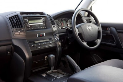 24 Cars blue Sky: 2008 Toyota LandCruiser GLX Turbo Diesel review