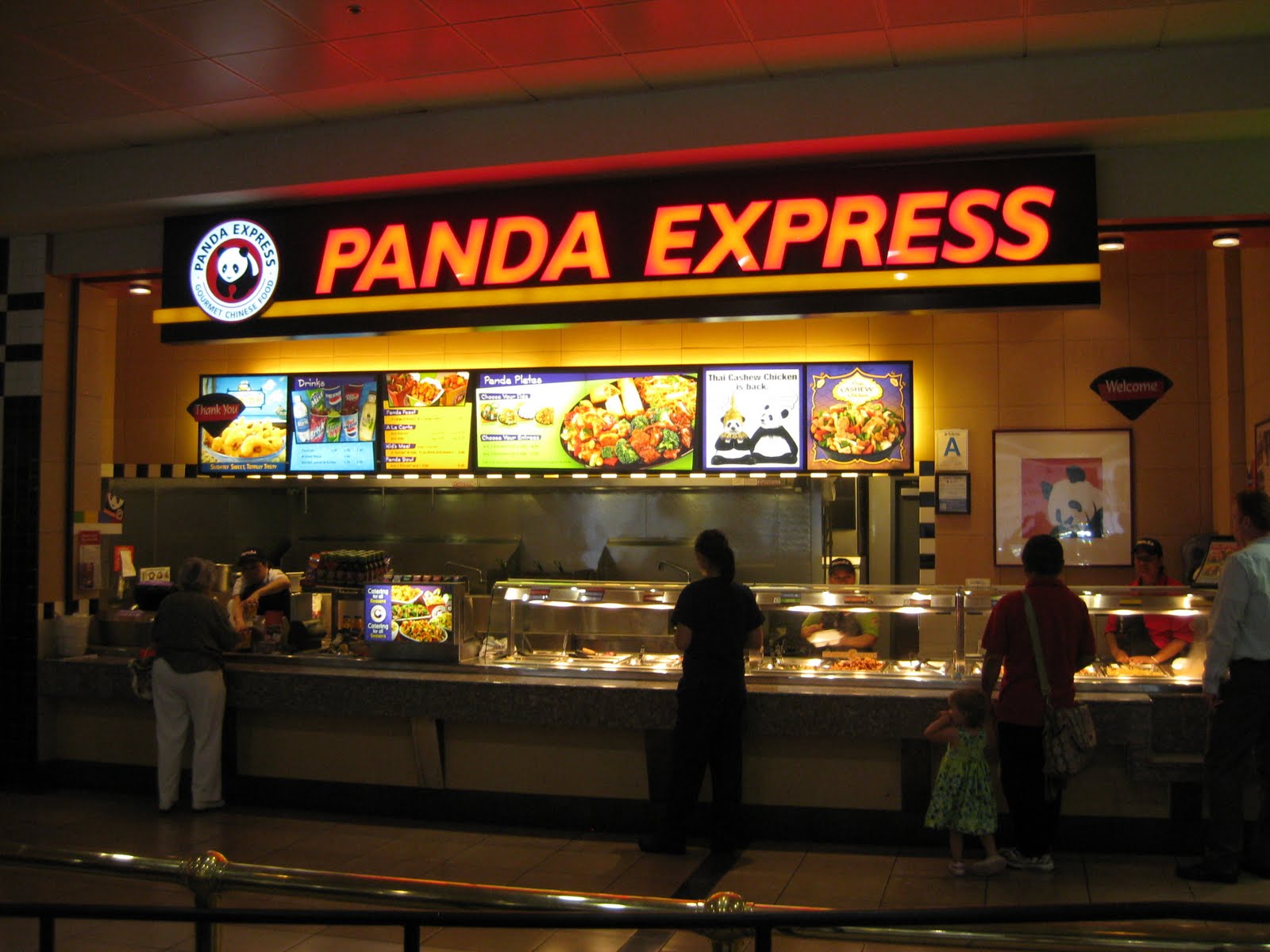 The Savory Hunter: Thai Cashew Chicken @ Panda Express - Yuck