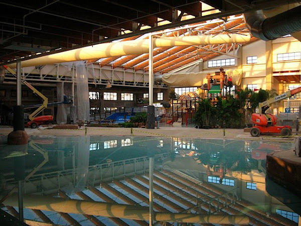 Wilderness at the Smokies: Wild Waterdome Opens at Wilderness