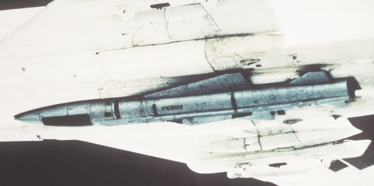 WEAPONS TECHNOLOGY: Tupolev Tu-22M3 Backfire C Bomber - Missile Carrier ...