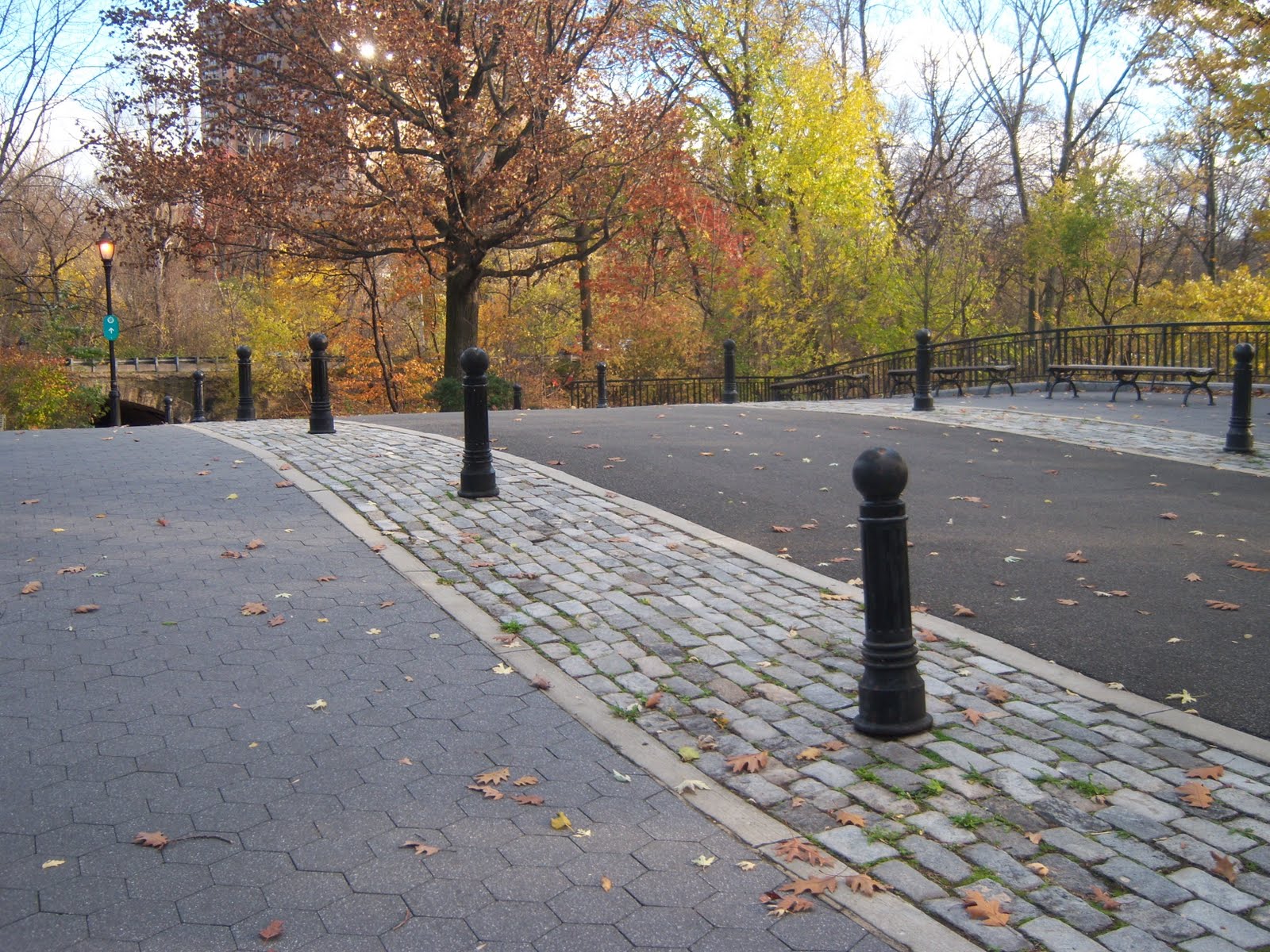 Long Distance Voyager: Bridge of the Week #37: Burke Bridge