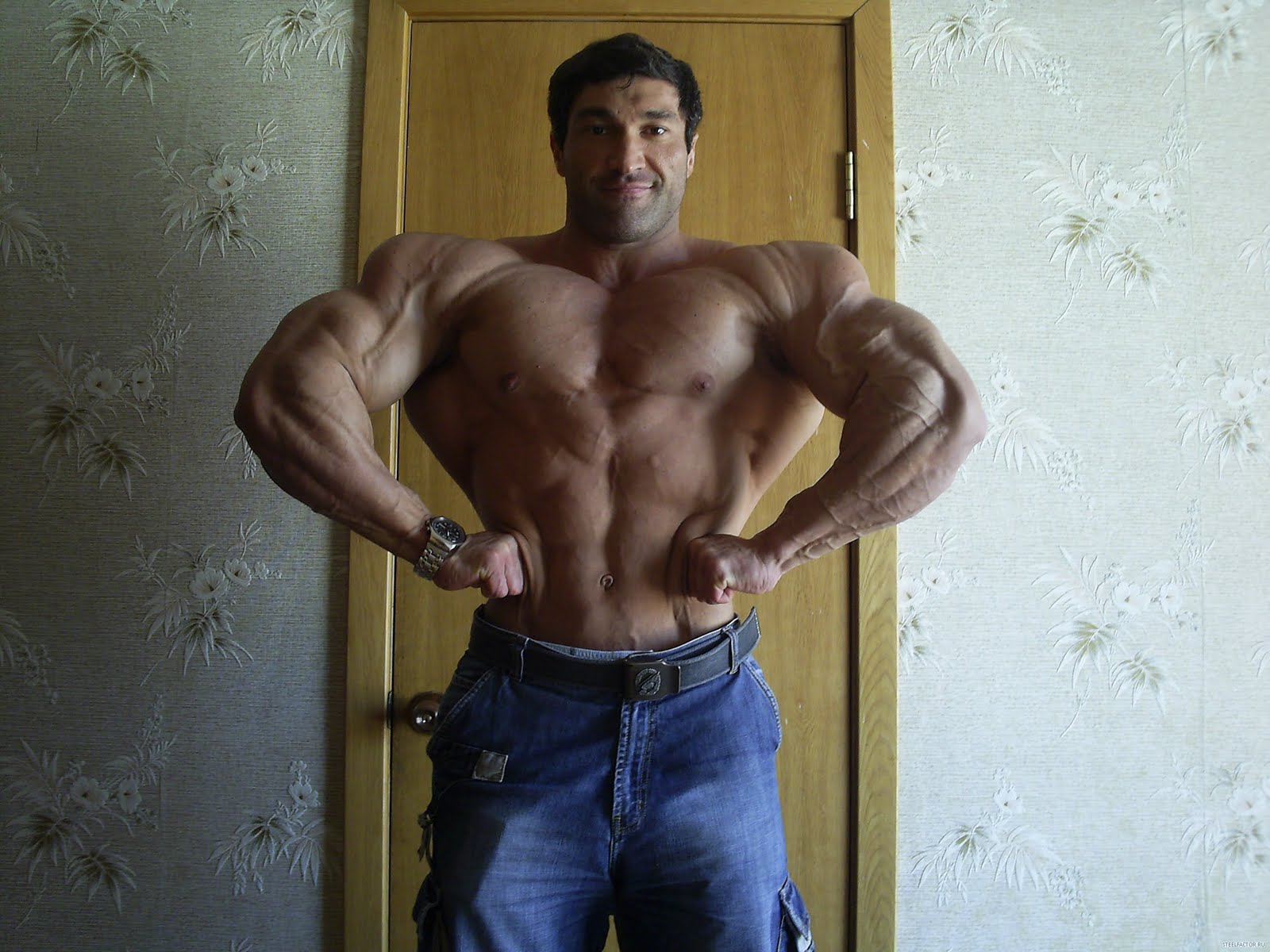 Muscle Lover: Ramses Tlyakodugov from Russia (PART 1)
