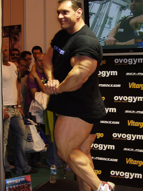 Muscle Lover: Spanish bodybuilder Francisco (Paco) Bautista