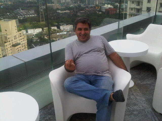 Wijaya Journal: MW ON THE ROAD — INDIA