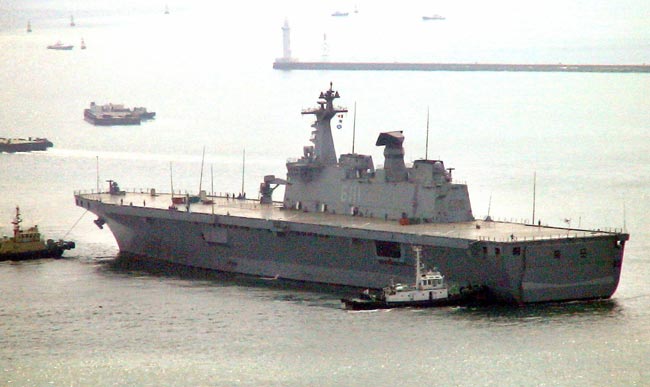 TUGU IRENG: DOKDO CLASS ROKS KOREA