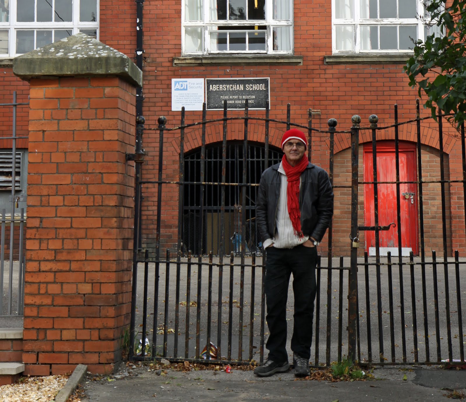 Gareth Calway - Bard On The Wire: Welcome to the Café Abersychano