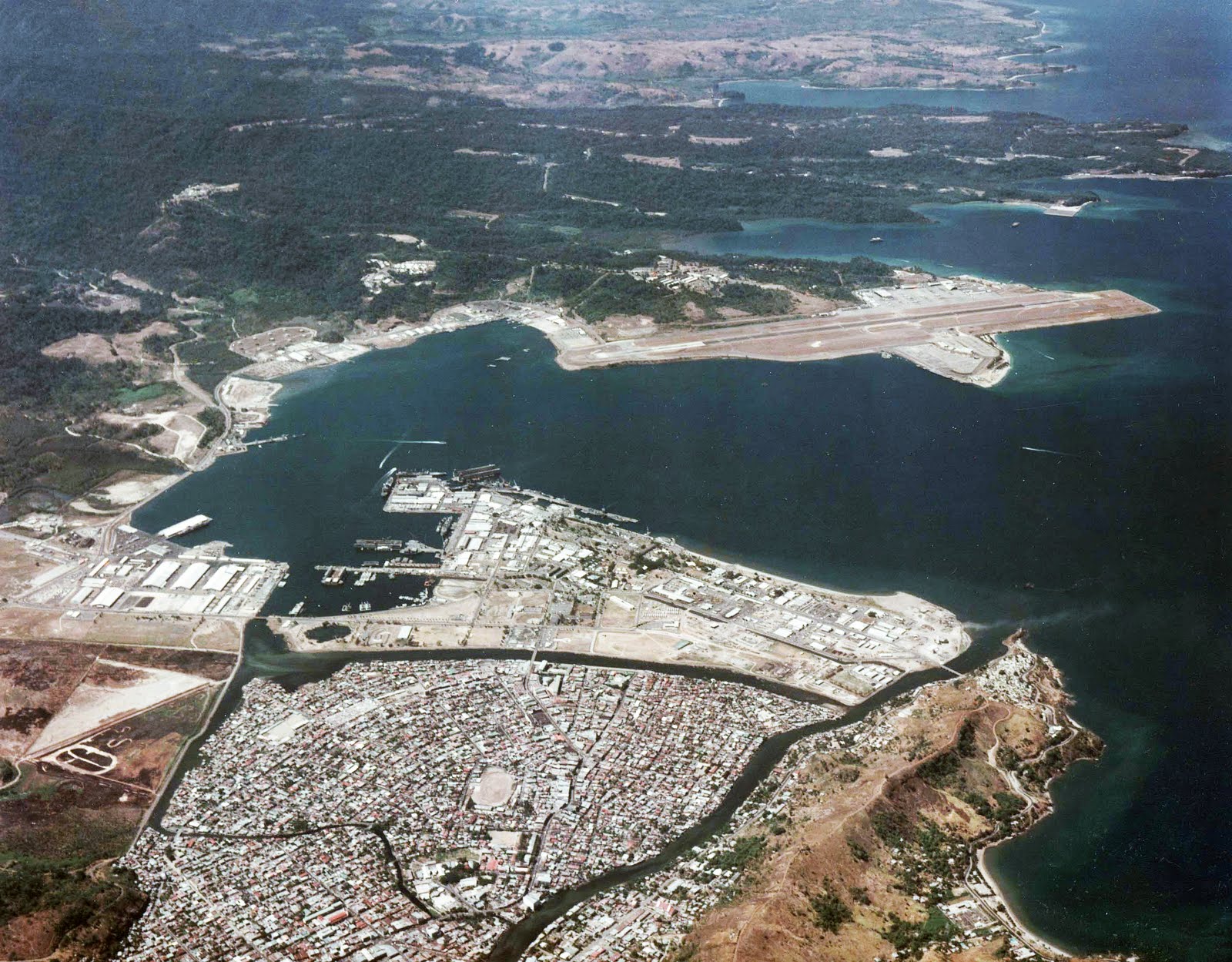 Thomas Family Corner: SUBIC BAY NAVAL BASE- 1977-1981