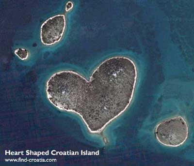Somethin Wonderful: The heart-shaped Island and Animals for Valentine's Day