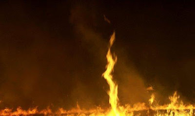 Somethin Wonderful: Swirling Non-Supercell Tornadoes in Pictures