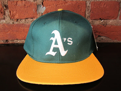 FLAT SPOT SKATE SHOP: VINTAGE SNAPBACKS HATS......