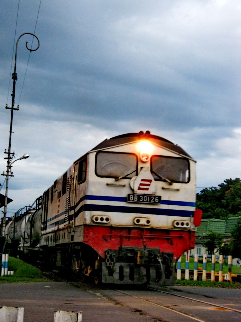 BB 301 26 Ketika Masih Putih - Biru