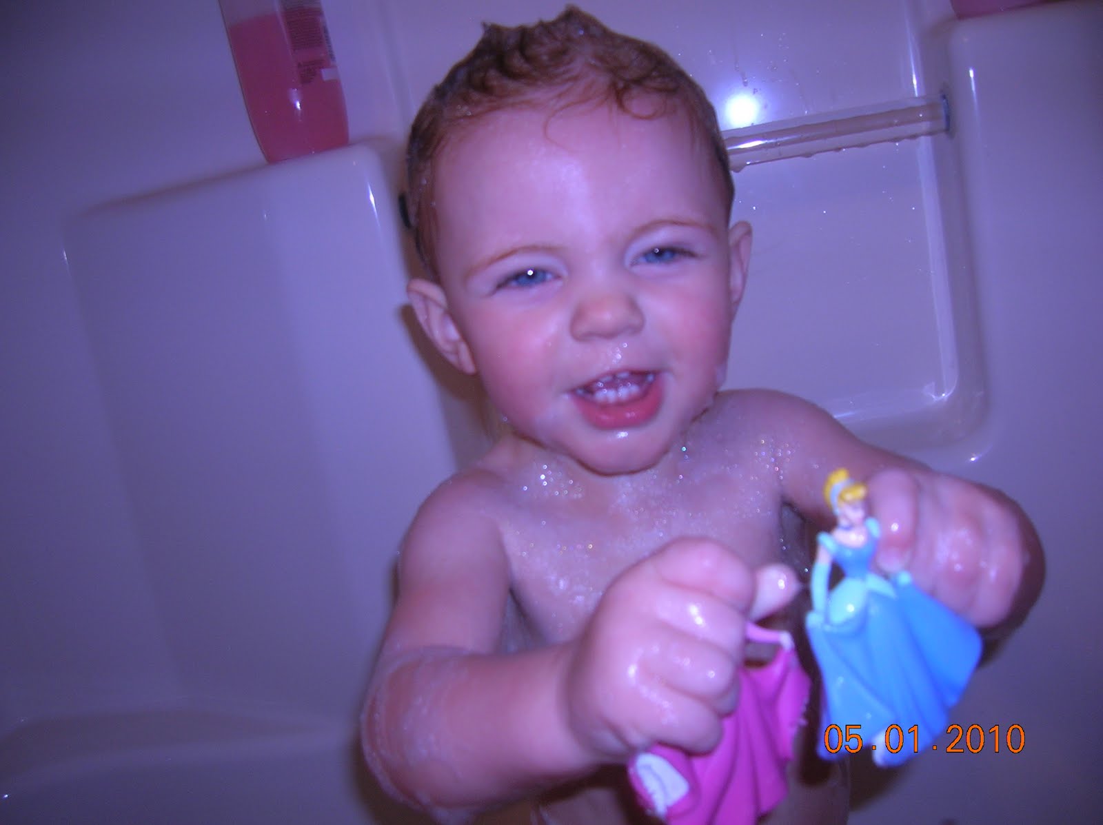 Dudley Life Bath Time