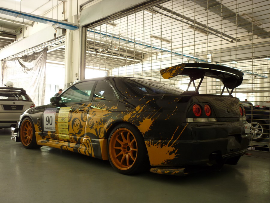 Long's Photo Gallery: Nissan Skyline GTR R33