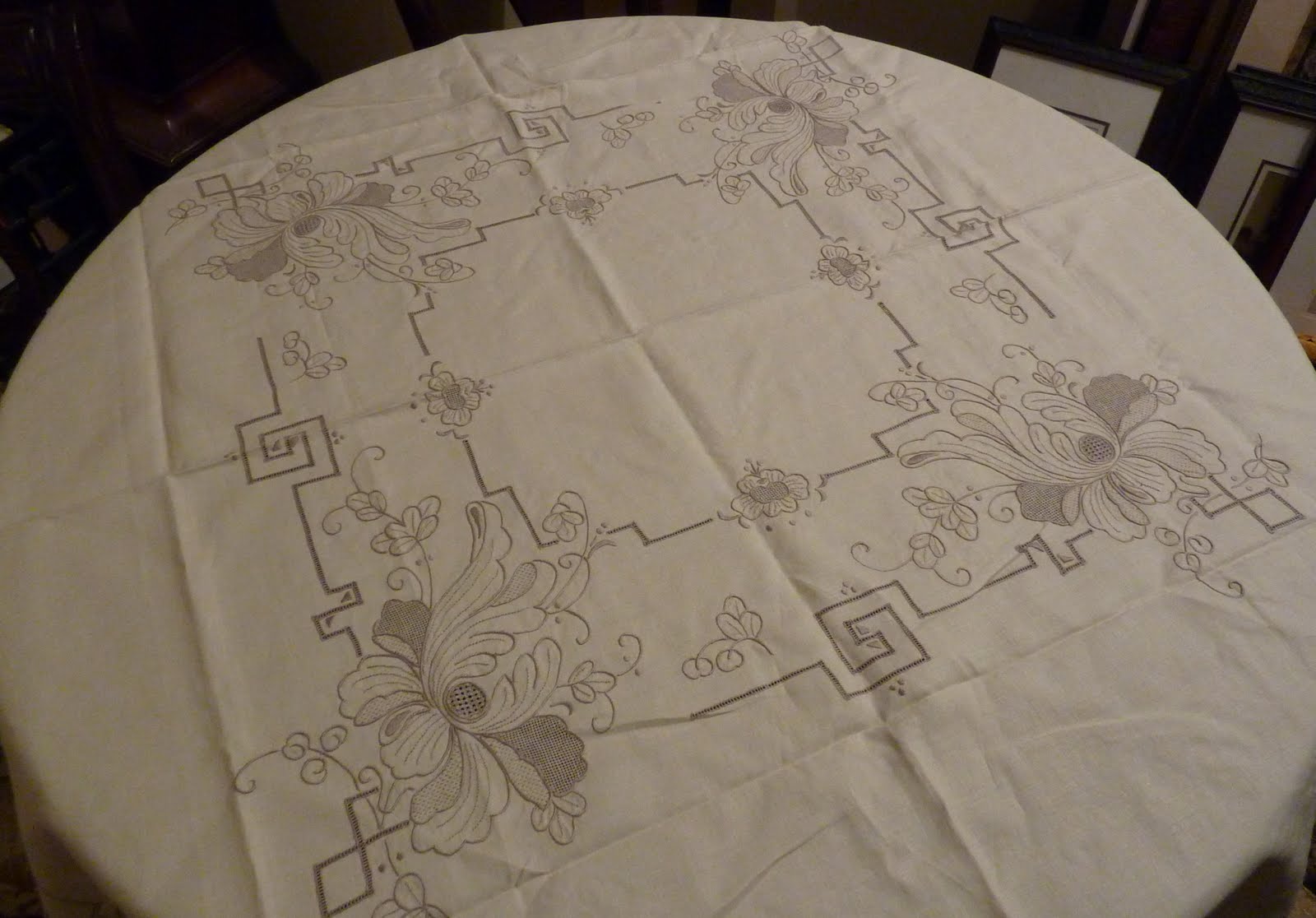 Madeira Linen Collector