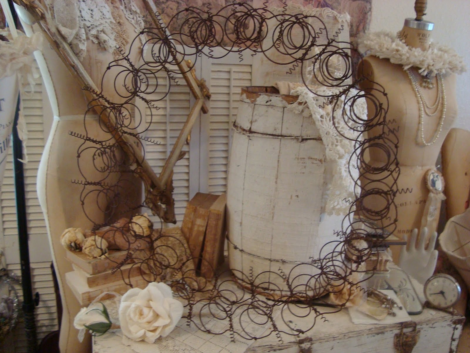 Dream in Cream: ~ Magical Bed Spring Wreath....~